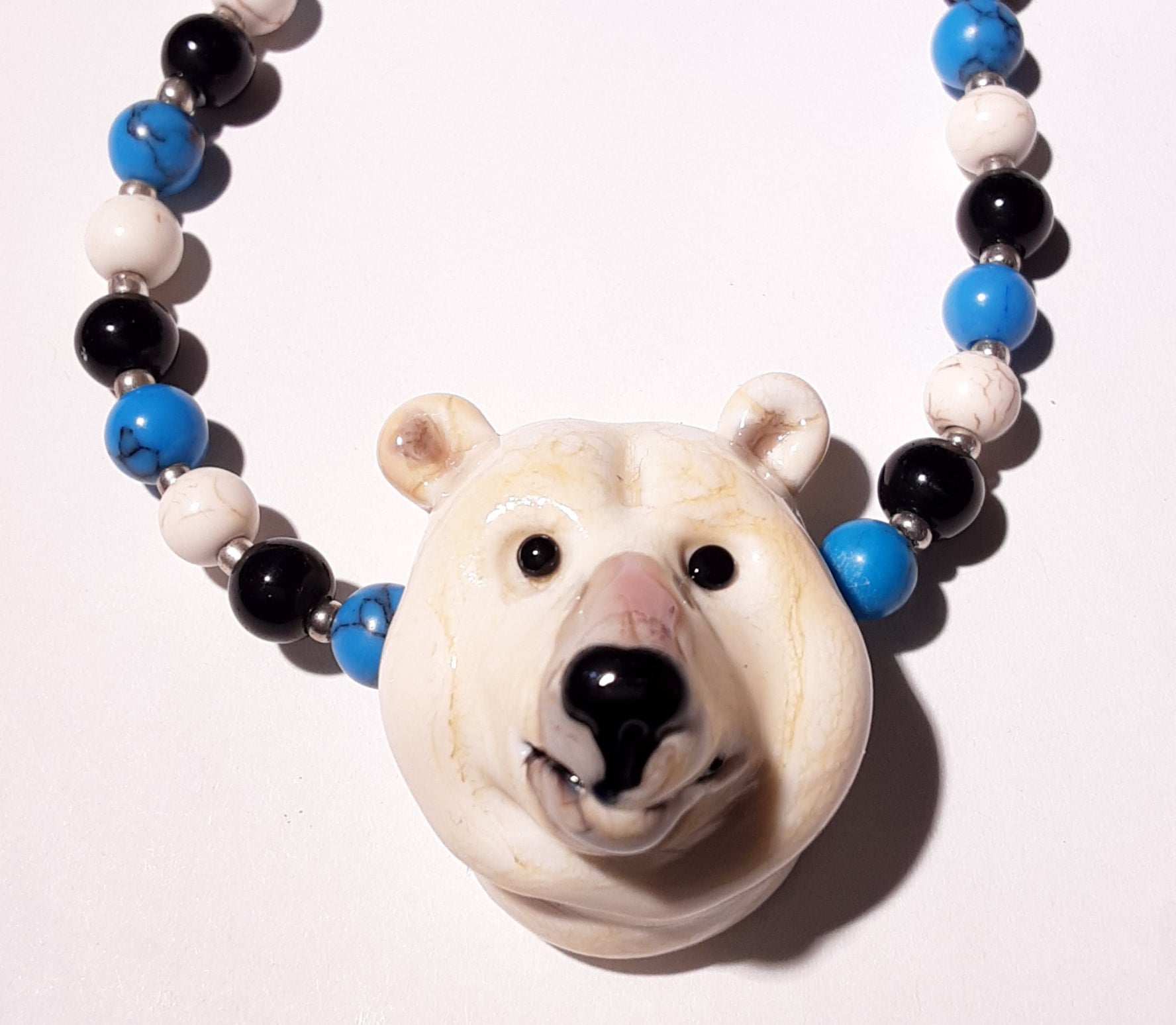 Polar bear | Nevenah Smith Designs